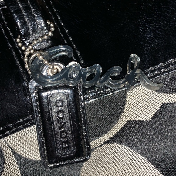 Coach | Bags | Coach Signature Laura Tote | Poshmark